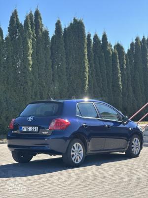Zils Toyota Auris 2008 Viļņa, ar dzinēja tilpumu 2.00 L un nobraukumu 346 tūkst. km par 2250 €, foto 18 vietnē AUTOMOTO.COM.LV