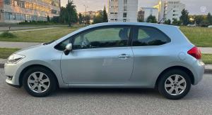Zils Toyota Auris 2008 Viļņa, ar dzinēja tilpumu 1.60 L un nobraukumu 139 tūkst. km par 2700 €, foto 3 vietnē AUTOMOTO.COM.LV
