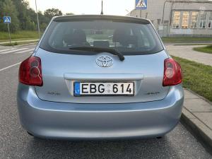 Zils Toyota Auris 2008 Viļņa, ar dzinēja tilpumu 1.60 L un nobraukumu 139 tūkst. km par 2700 €, foto 4 vietnē AUTOMOTO.COM.LV