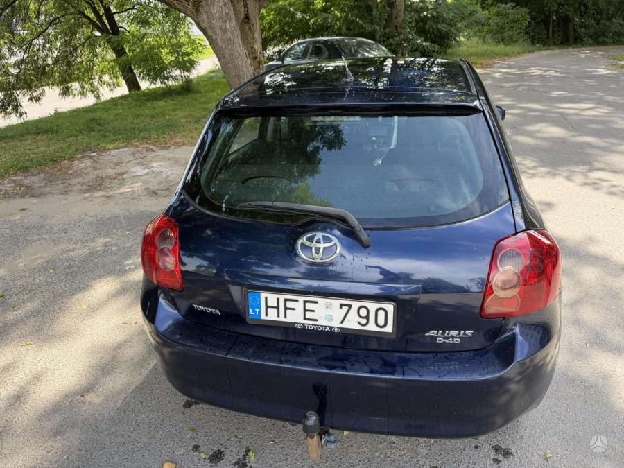Zils Toyota Auris 2008 Kauņa, ar dzinēja tilpumu 2.00 L un nobraukumu 320 tūkst. km par 2200 €, foto 8 vietnē AUTOMOTO.COM.LV