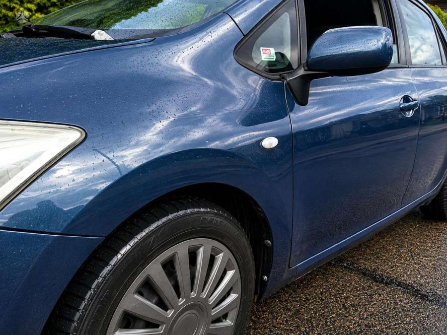 Blue Toyota Auris 2008 in Vilnius, with an engine capacity of 2.00 L and mileage of 339 thousand km for 1450 €, photo 15 on AUTOMOTO.COM.LV