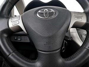 Blue Toyota Auris 2008 in Vilnius, with an engine capacity of 2.00 L and mileage of 339 thousand km for 1450 €, photo 24 on AUTOMOTO.COM.LV