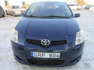 Blue Toyota Auris 2009 in Kelme, with an engine capacity of 2.00 L and mileage of 231 thousand km for 2450 €, photo 2 on AUTOMOTO.COM.LV