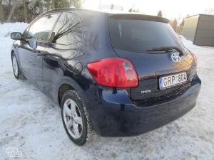 Blue Toyota Auris 2009 in Kelme, with an engine capacity of 2.00 L and mileage of 231 thousand km for 2450 €, photo 6 on AUTOMOTO.COM.LV