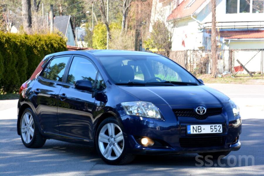 Zils Toyota Auris 2009 Rīga, ar dzinēja tilpumu 2.20 L un nobraukumu 275 tūkst. km par 2450 €, foto 31 vietnē AUTOMOTO.COM.LV