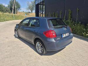Blue Toyota Auris 2009 in Vilnius, with an engine capacity of 1.40 L and mileage of 145 thousand km for 3600 €, photo 3 on AUTOMOTO.COM.LV