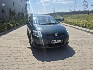 Blue Toyota Auris 2009 in Vilnius, with an engine capacity of 1.40 L and mileage of 145 thousand km for 3600 €, photo 6 on AUTOMOTO.COM.LV