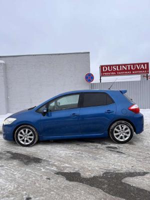 Zils Toyota Auris 2010 Kauņa, ar dzinēja tilpumu 1.36 L un nobraukumu 320 tūkst. km par 4800 €, foto 2 vietnē AUTOMOTO.COM.LV