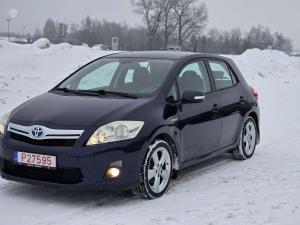 Zils Toyota Auris 2010 Viļņa, ar dzinēja tilpumu 1.80 L un nobraukumu 269 tūkst. km par 5350 €, foto 4 vietnē AUTOMOTO.COM.LV