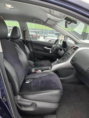 Zils Toyota Auris 2010 Viļņa, ar dzinēja tilpumu 1.80 L un nobraukumu 269 tūkst. km par 5350 €, foto 14 vietnē AUTOMOTO.COM.LV