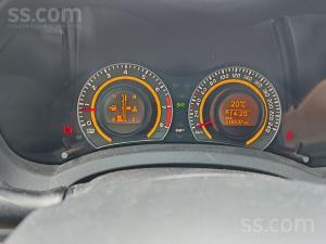 Blue Toyota Auris 2010 in Riga, with an engine capacity of 1.60 L and mileage of 116 thousand km for 5200 €, photo 10 on AUTOMOTO.COM.LV