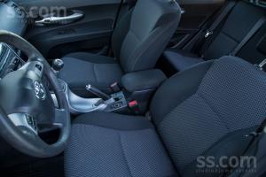 Zils Toyota Auris 2010 Valmiera, ar dzinēja tilpumu 1.40 L un nobraukumu 285 tūkst. km par 3290 €, foto 10 vietnē AUTOMOTO.COM.LV