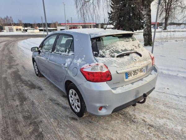 Zils Toyota Auris 2011 Tauragė, ar dzinēja tilpumu 1.36 L un nobraukumu 356 tūkst. km par 3950 €, foto 7 vietnē AUTOMOTO.COM.LV