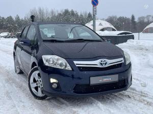 Blue Toyota Auris 2011 in Vilnius, with an engine capacity of 1.80 L and mileage of 261 thousand km for 5900 €, photo 8 on AUTOMOTO.COM.LV