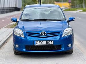 Blue Toyota Auris 2011 in Vilnius, with an engine capacity of 1.60 L and mileage of 128 thousand km for 5250 €, photo 3 on AUTOMOTO.COM.LV