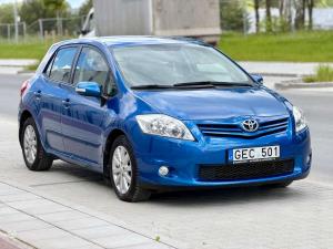 Blue Toyota Auris 2011 in Vilnius, with an engine capacity of 1.60 L and mileage of 128 thousand km for 5250 €, photo 4 on AUTOMOTO.COM.LV