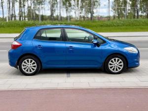 Blue Toyota Auris 2011 in Vilnius, with an engine capacity of 1.60 L and mileage of 128 thousand km for 5250 €, photo 6 on AUTOMOTO.COM.LV