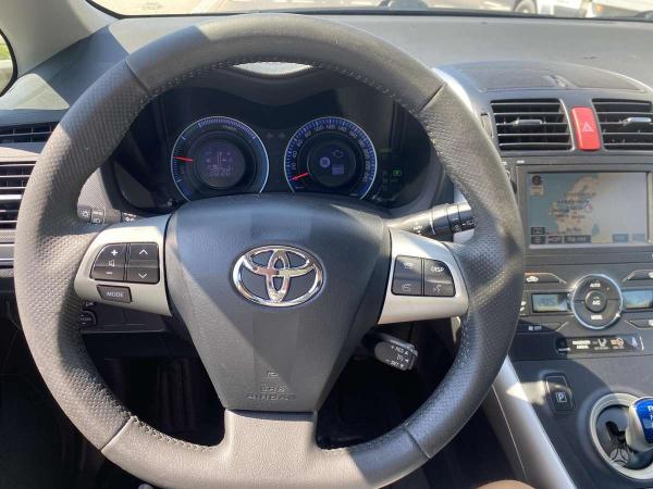 Zils Toyota Auris 2011 Viļņa, ar dzinēja tilpumu 1.80 L un nobraukumu 280 tūkst. km par 5999 €, foto 9 vietnē AUTOMOTO.COM.LV