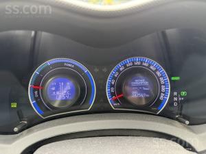 Blue Toyota Auris 2011 in Riga, with an engine capacity of 1.80 L and mileage of 247 thousand km for 6290 €, photo 5 on AUTOMOTO.COM.LV