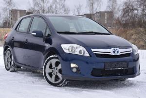 Blue Toyota Auris 2012 in Vilnius, with an engine capacity of 1.80 L and mileage of 255 thousand km for 6500 €, photo  on AUTOMOTO.COM.LV