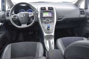 Zils Toyota Auris 2012 Viļņa, ar dzinēja tilpumu 1.80 L un nobraukumu 255 tūkst. km par 6500 €, foto 11 vietnē AUTOMOTO.COM.LV