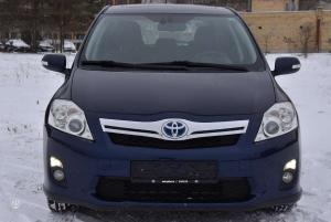 Zils Toyota Auris 2012 Viļņa, ar dzinēja tilpumu 1.80 L un nobraukumu 256 tūkst. km par 6500 €, foto 2 vietnē AUTOMOTO.COM.LV
