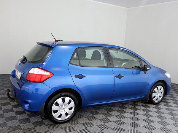 Zils Toyota Auris 2012 Tallina, ar dzinēja tilpumu 1.60 L un nobraukumu 258 tūkst. km par 2499 €, foto 4 vietnē AUTOMOTO.COM.LV