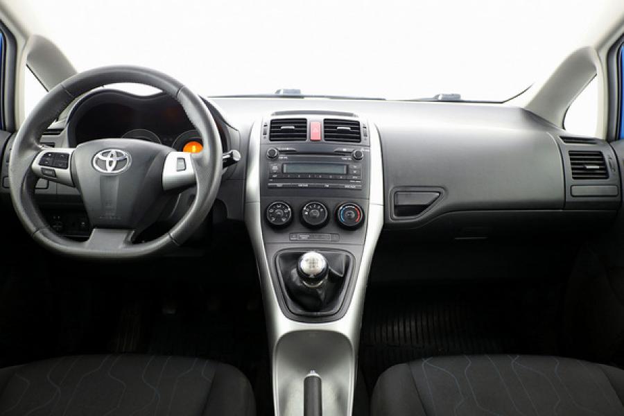 Zils Toyota Auris 2012 Tallina, ar dzinēja tilpumu 1.60 L un nobraukumu 258 tūkst. km par 2499 €, foto 6 vietnē AUTOMOTO.COM.LV