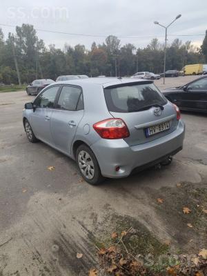 Zils Toyota Auris 2012 Rīga, ar dzinēja tilpumu 1.60 L un nobraukumu 186 tūkst. km par 4950 €, foto 6 vietnē AUTOMOTO.COM.LV