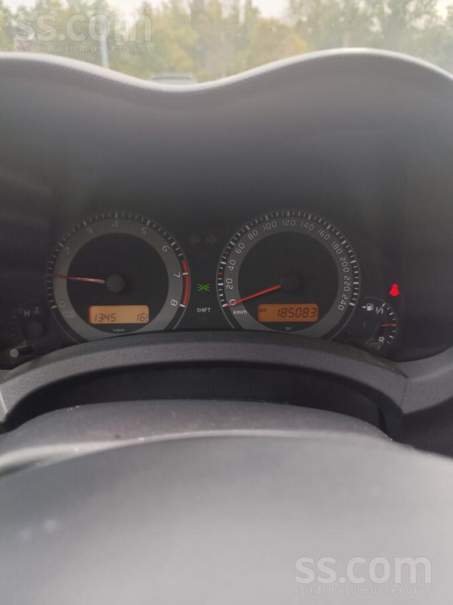 Zils Toyota Auris 2012 Rīga, ar dzinēja tilpumu 1.60 L un nobraukumu 186 tūkst. km par 4950 €, foto 12 vietnē AUTOMOTO.COM.LV