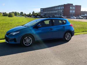 Zils Toyota Auris 2013 Šauļi, ar dzinēja tilpumu 1.36 L un nobraukumu 230 tūkst. km par 5400 €, foto 4 vietnē AUTOMOTO.COM.LV