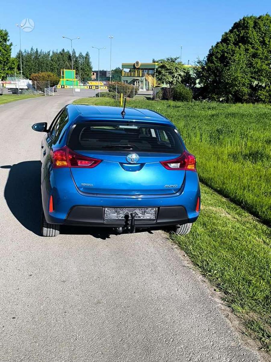 Zils Toyota Auris 2013 Šauļi, ar dzinēja tilpumu 1.36 L un nobraukumu 230 tūkst. km par 5400 €, foto 6 vietnē AUTOMOTO.COM.LV