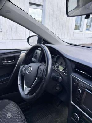 Blue Toyota Auris 2013 in Ukmerge, with an engine capacity of 1.60 L and mileage of 207 thousand km for 7999 €, photo 34 on AUTOMOTO.COM.LV