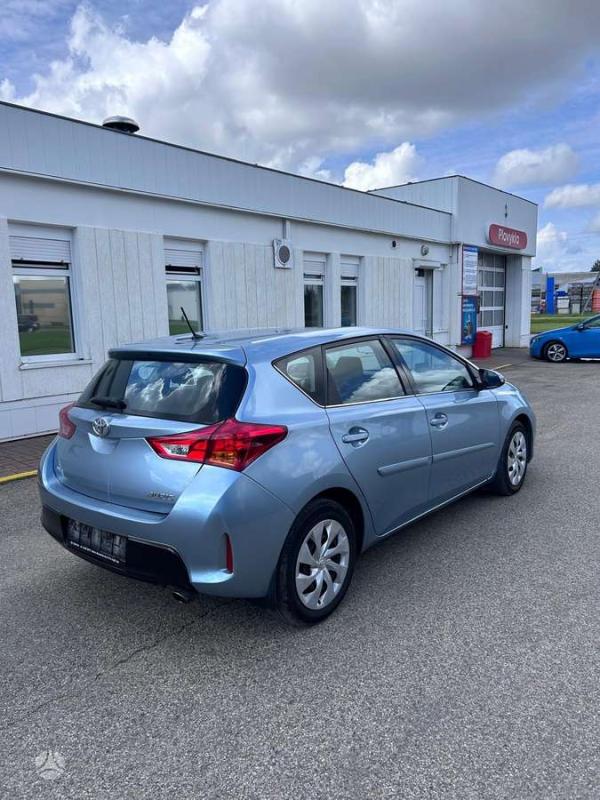 Zils Toyota Auris 2013 Ukmergė, ar dzinēja tilpumu 1.60 L un nobraukumu 207 tūkst. km par 7850 €, foto 3 vietnē AUTOMOTO.COM.LV