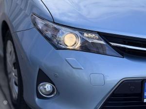 Blue Toyota Auris 2013 in Vilnius, with an engine capacity of 1.36 L and mileage of 209 thousand km for 5900 €, photo 6 on AUTOMOTO.COM.LV