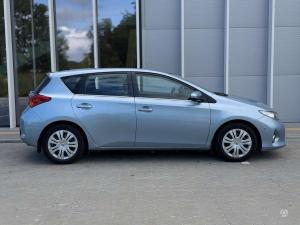 Blue Toyota Auris 2013 in Vilnius, with an engine capacity of 1.36 L and mileage of 209 thousand km for 5900 €, photo 21 on AUTOMOTO.COM.LV