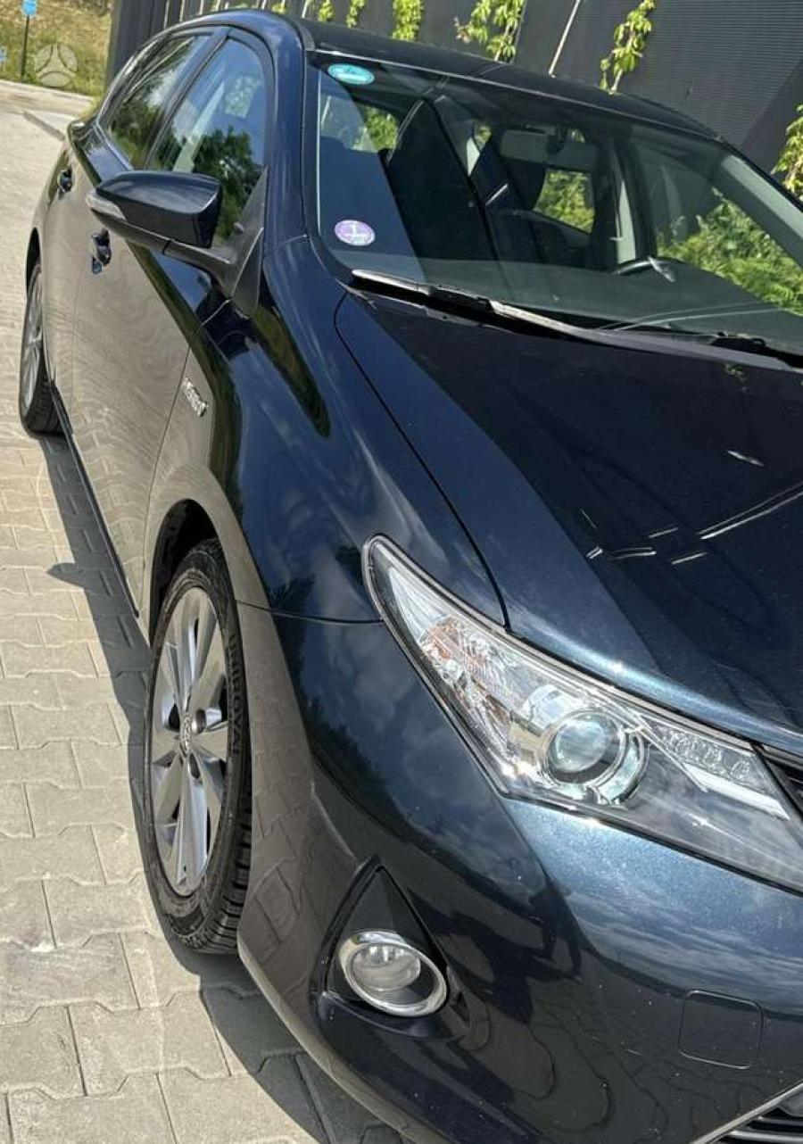 Zils Toyota Auris 2014 Viļņa, ar dzinēja tilpumu 1.80 L un nobraukumu 230 tūkst. km par 8999 €, foto 7 vietnē AUTOMOTO.COM.LV