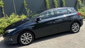 Zils Toyota Auris 2014 Viļņa, ar dzinēja tilpumu 1.80 L un nobraukumu 230 tūkst. km par 8999 €, foto 9 vietnē AUTOMOTO.COM.LV