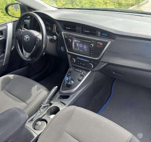 Zils Toyota Auris 2014 Viļņa, ar dzinēja tilpumu 1.80 L un nobraukumu 230 tūkst. km par 8999 €, foto 11 vietnē AUTOMOTO.COM.LV