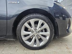 Синий Тойота Аурис 2014 в Рига, объемом двигателя 1.80 л и пробегом 0 тыс. км за 8990 €, фото 11 на AUTOMOTO.COM.LV