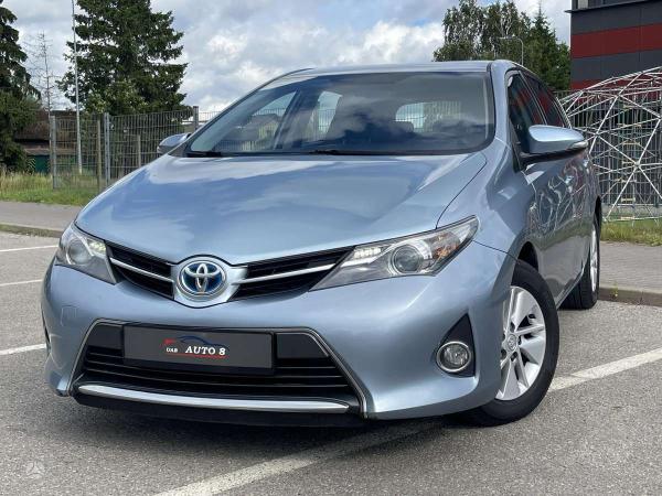 Zils Toyota Auris 2014 Viļņa, ar dzinēja tilpumu 1.80 L un nobraukumu 275 tūkst. km par 8500 €, foto 6 vietnē AUTOMOTO.COM.LV