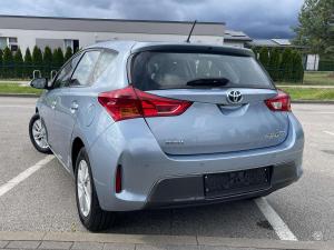 Zils Toyota Auris 2014 Viļņa, ar dzinēja tilpumu 1.80 L un nobraukumu 270 tūkst. km par 8600 €, foto 8 vietnē AUTOMOTO.COM.LV