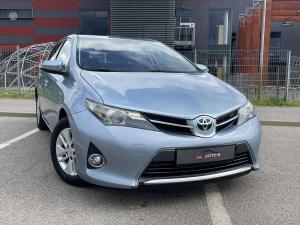 Zils Toyota Auris 2014 Viļņa, ar dzinēja tilpumu 1.80 L un nobraukumu 270 tūkst. km par 8600 €, foto 10 vietnē AUTOMOTO.COM.LV