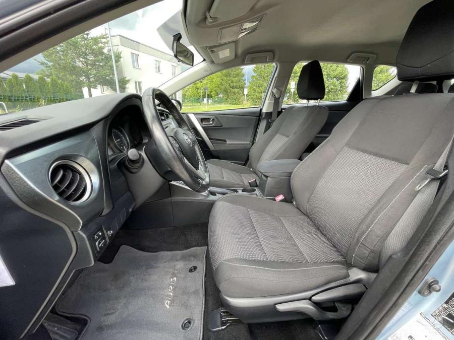 Zils Toyota Auris 2014 Viļņa, ar dzinēja tilpumu 1.80 L un nobraukumu 270 tūkst. km par 8600 €, foto 15 vietnē AUTOMOTO.COM.LV