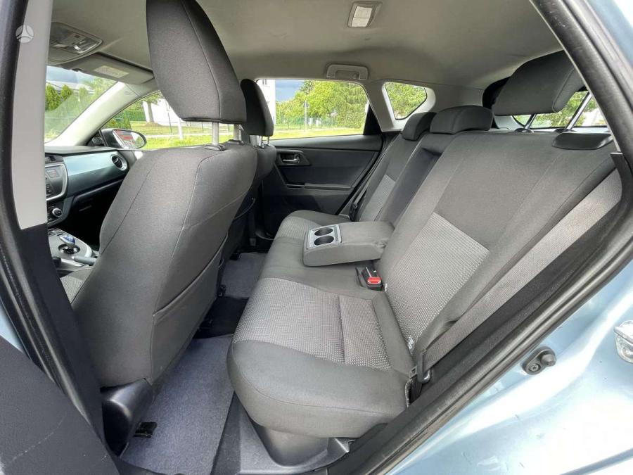 Zils Toyota Auris 2014 Viļņa, ar dzinēja tilpumu 1.80 L un nobraukumu 270 tūkst. km par 8600 €, foto 17 vietnē AUTOMOTO.COM.LV