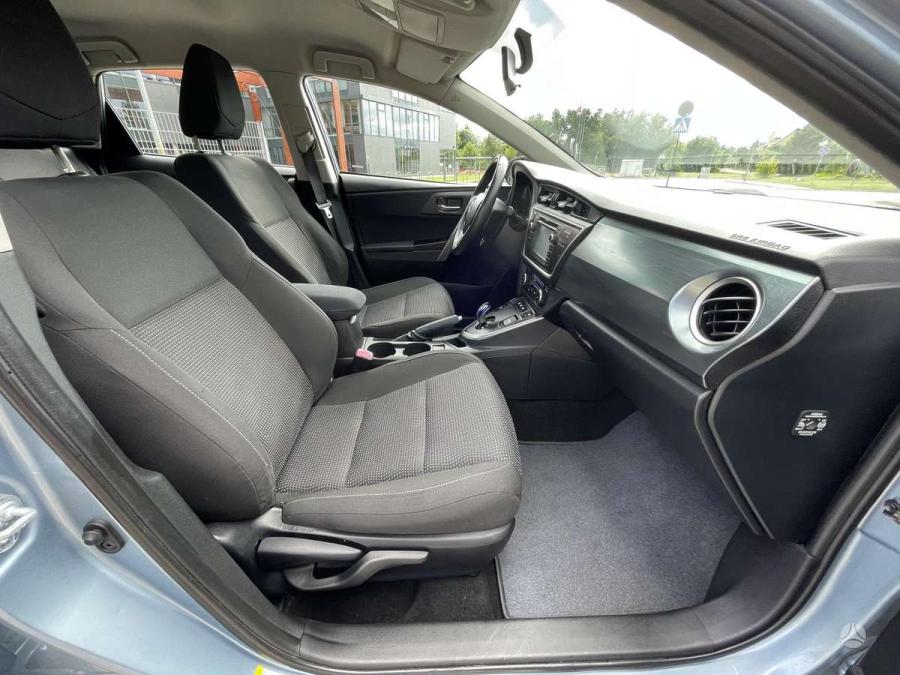 Zils Toyota Auris 2014 Viļņa, ar dzinēja tilpumu 1.80 L un nobraukumu 270 tūkst. km par 8600 €, foto 21 vietnē AUTOMOTO.COM.LV