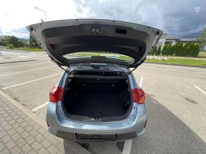 Blue Toyota Auris 2014 in Vilnius, with an engine capacity of 1.80 L and mileage of 270 thousand km for 8550 €, photo 22 on AUTOMOTO.COM.LV