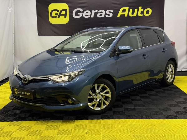 Zils Toyota Auris 2015 Viļņa, ar dzinēja tilpumu 1.20 L un nobraukumu 71 tūkst. km par 8850 €, foto 1 vietnē AUTOMOTO.COM.LV