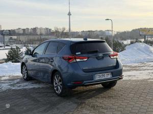 Zils Toyota Auris 2015 Viļņa, ar dzinēja tilpumu 1.80 L un nobraukumu 200 tūkst. km par 6000 €, foto 4 vietnē AUTOMOTO.COM.LV