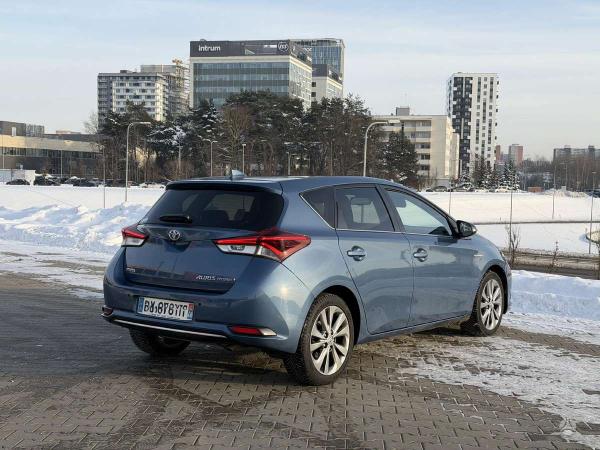 Zils Toyota Auris 2015 Viļņa, ar dzinēja tilpumu 1.80 L un nobraukumu 200 tūkst. km par 6000 €, foto 6 vietnē AUTOMOTO.COM.LV